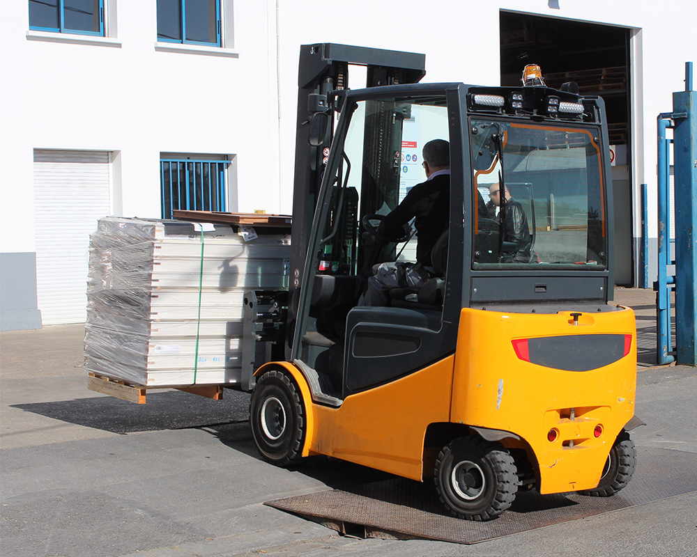 Formation CACES R489 cat. 3 et 5 - Chariots élévateurs | CNPH ...